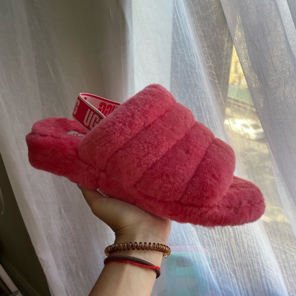 UGG | Shoes | Brand New Lightly Worn Ugg Fluff Yea Slide Authentic Shoe ...